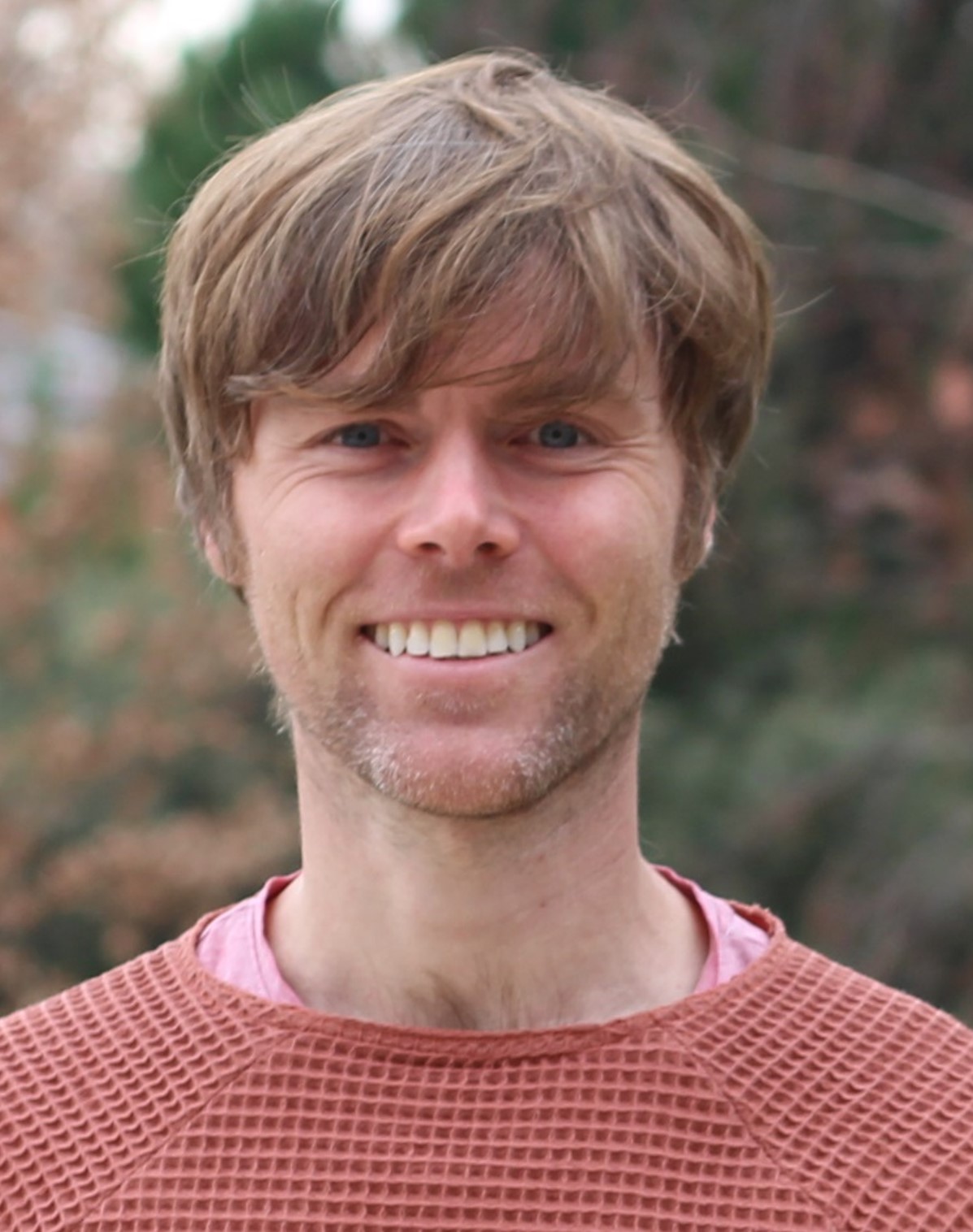 Dr. Bernd Wicklein – Nanostructured Hybrid, Biohybrid and Porous ...