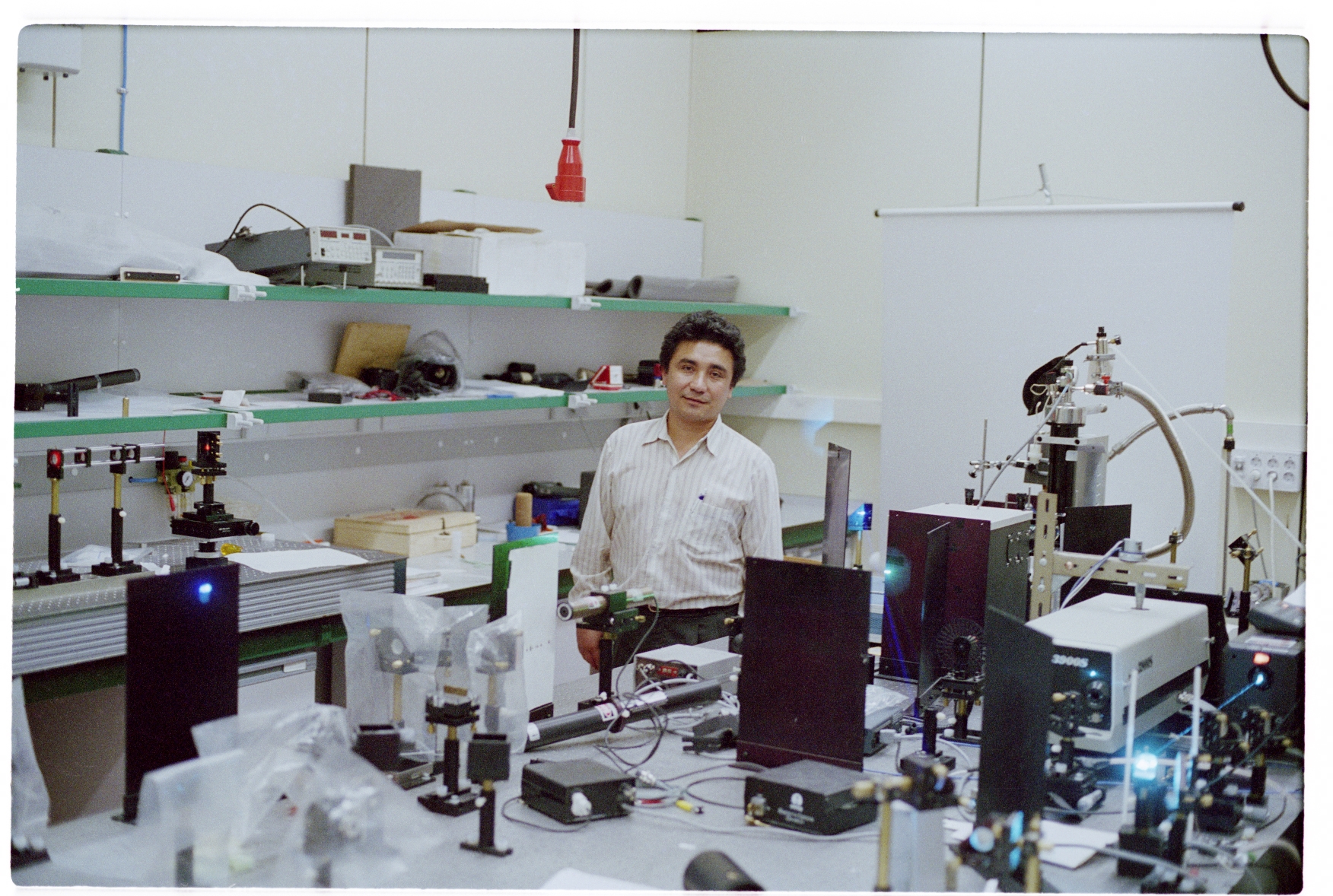 People – Rare-Earth Laser & Luminescent Materials